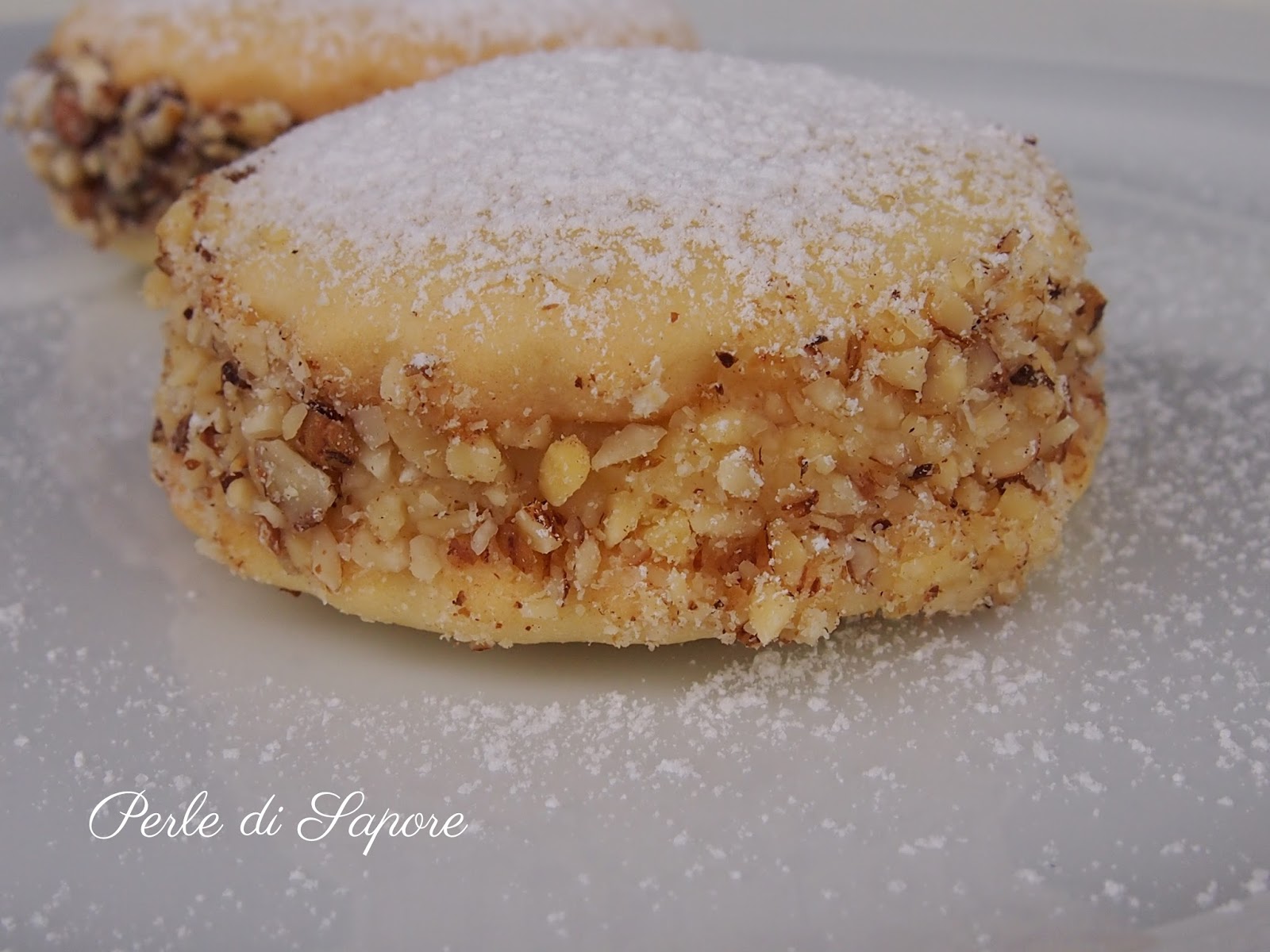 Perle di Sapore: Cinesini alla Crema e granella di nocciole