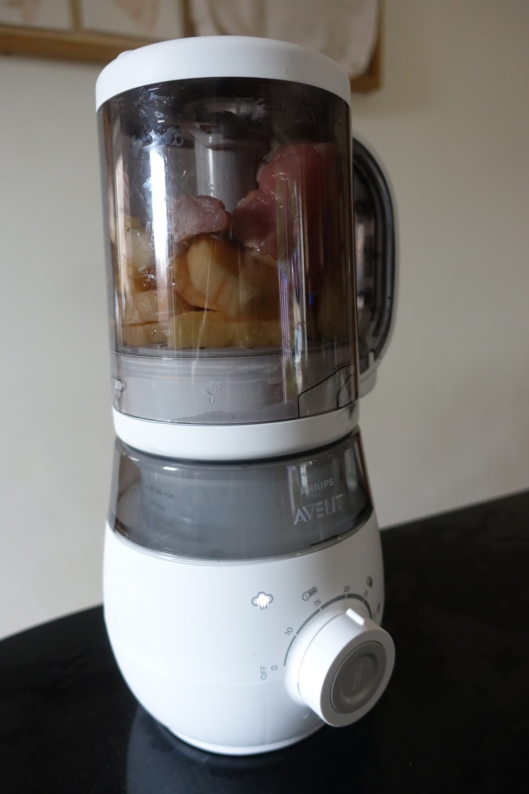 Philips Avent 4 in 1 healthy baby food maker - This day I love.......
