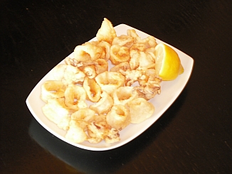Authentic Greek Recipes: Greek Calamari (Kalamari) - Fried Squid