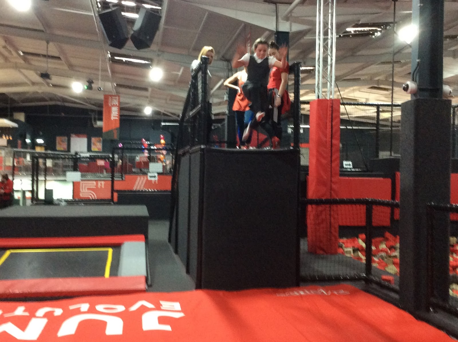 Mead Primary: Attendance league winners visit Jump Evolution!