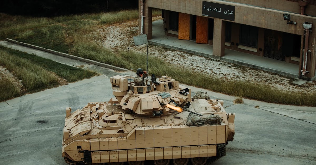 The Dead District: U.S. Army begins testing new version of Bradley ...