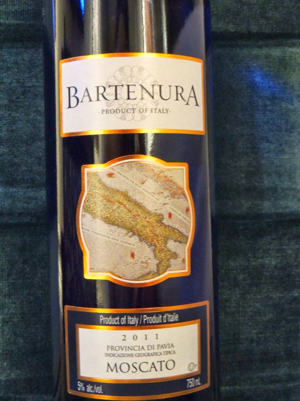 Eat Drink And Be Me: Bartenura Moscato
