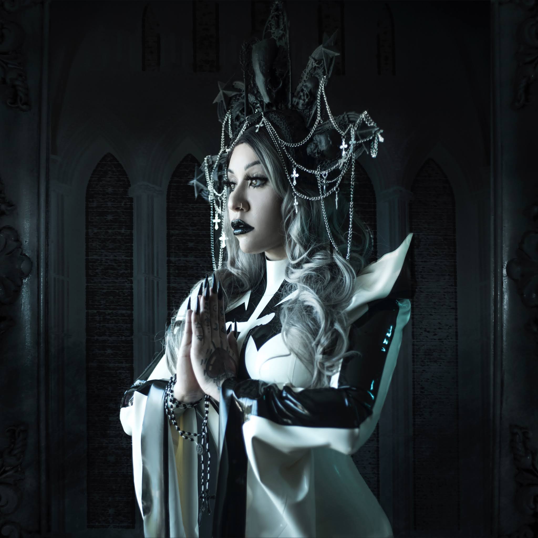 LEXI LAYNE - Releases New Lyric Video "Sinner and Saint"