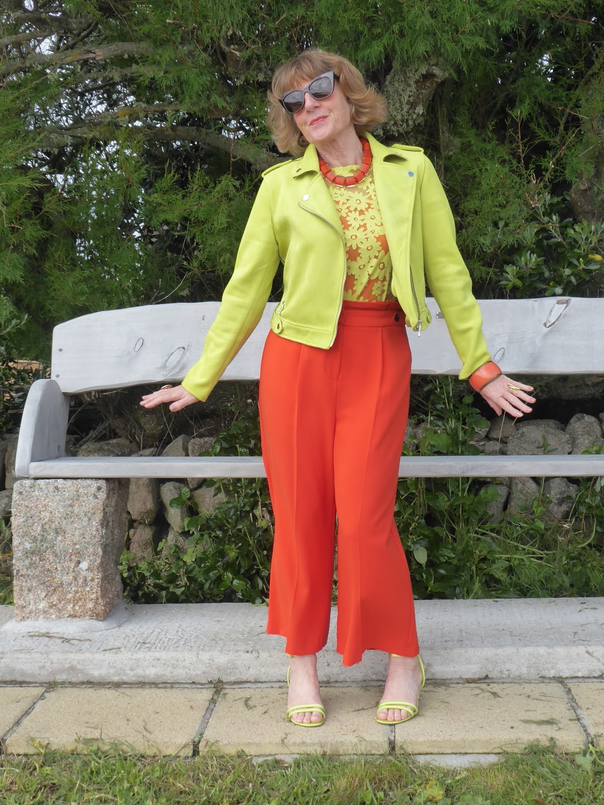 Citrus summer outfit - Style Steal | Mummabstylish