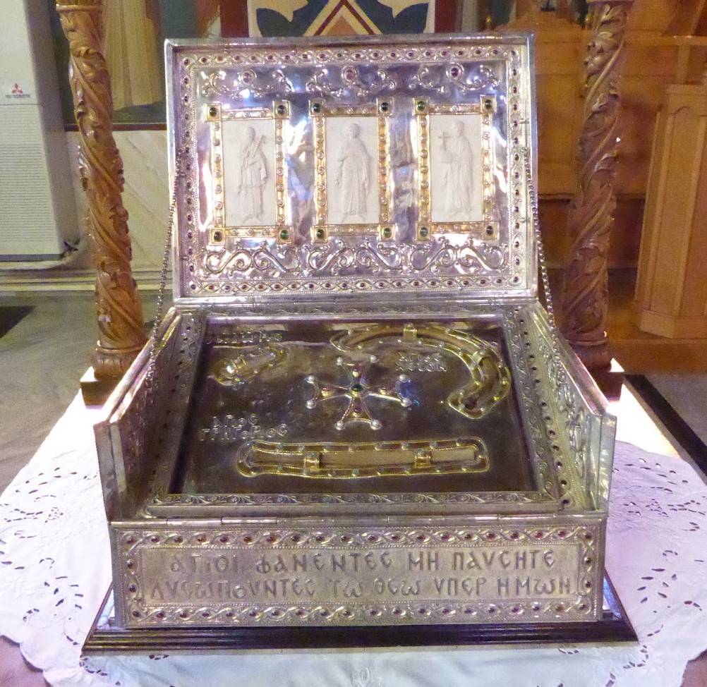 Greek Orthodox Religious Tourism: ΛΕΙΨΑΝΑ ΤΩΝ ΑΓΙΩΝ ΦΑΝΕΝΤΩΝ.