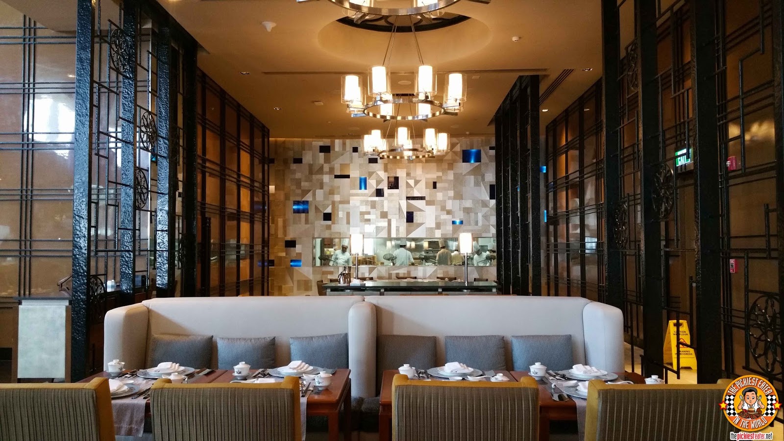 THE PICKIEST EATER IN THE WORLD: CHINA BLUE FOR YOU