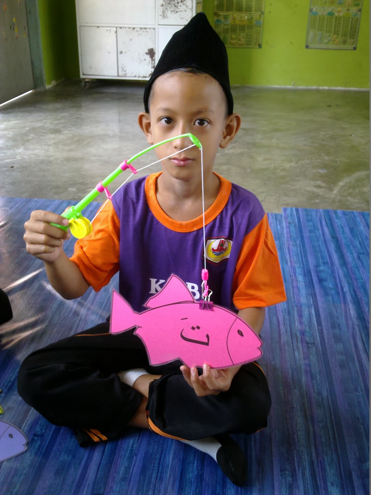 Blog Ustazah Liana ;): permainan memancing huruf hijaiyyah