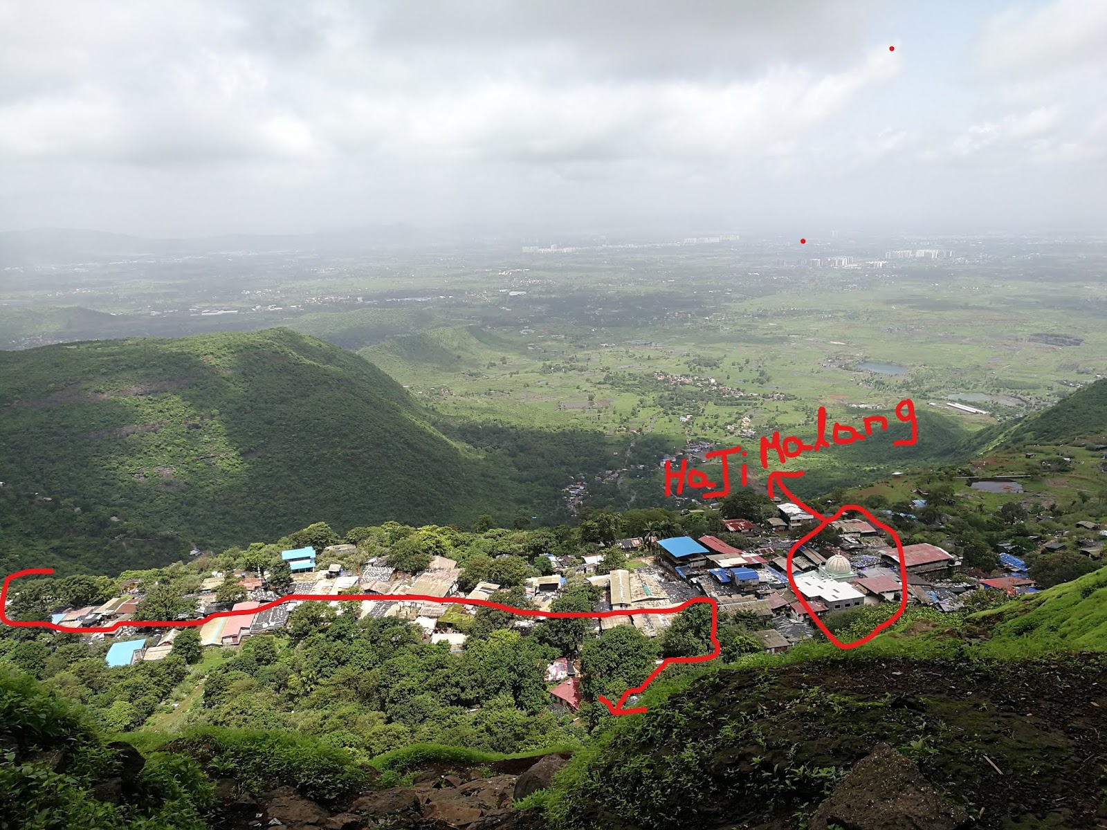 I Yearn For mountains that i have never seen: Malanggad fort: Plunder ...