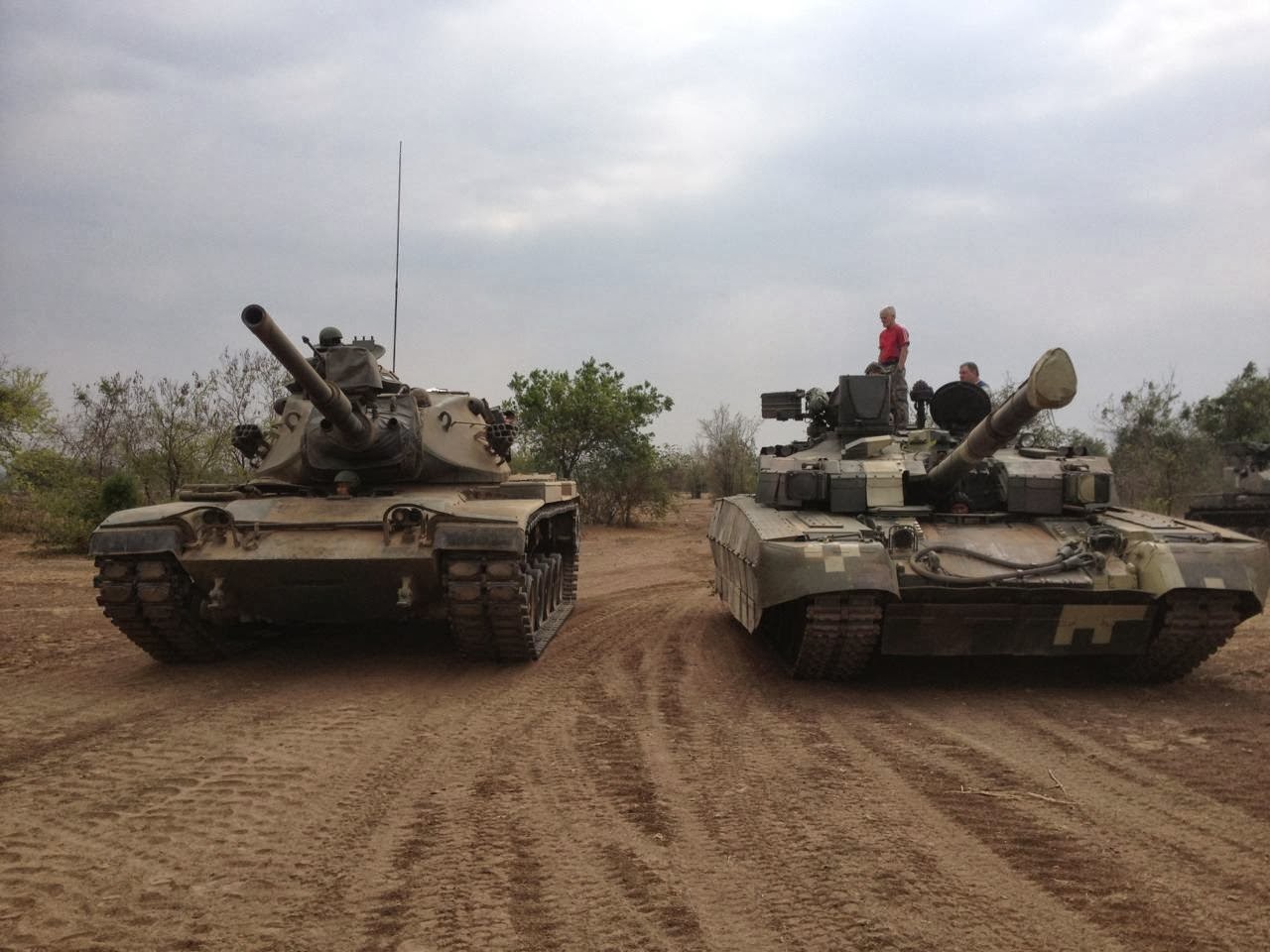 Historia y tecnología militar: Fotos del T-84M Oplot en Tailandia