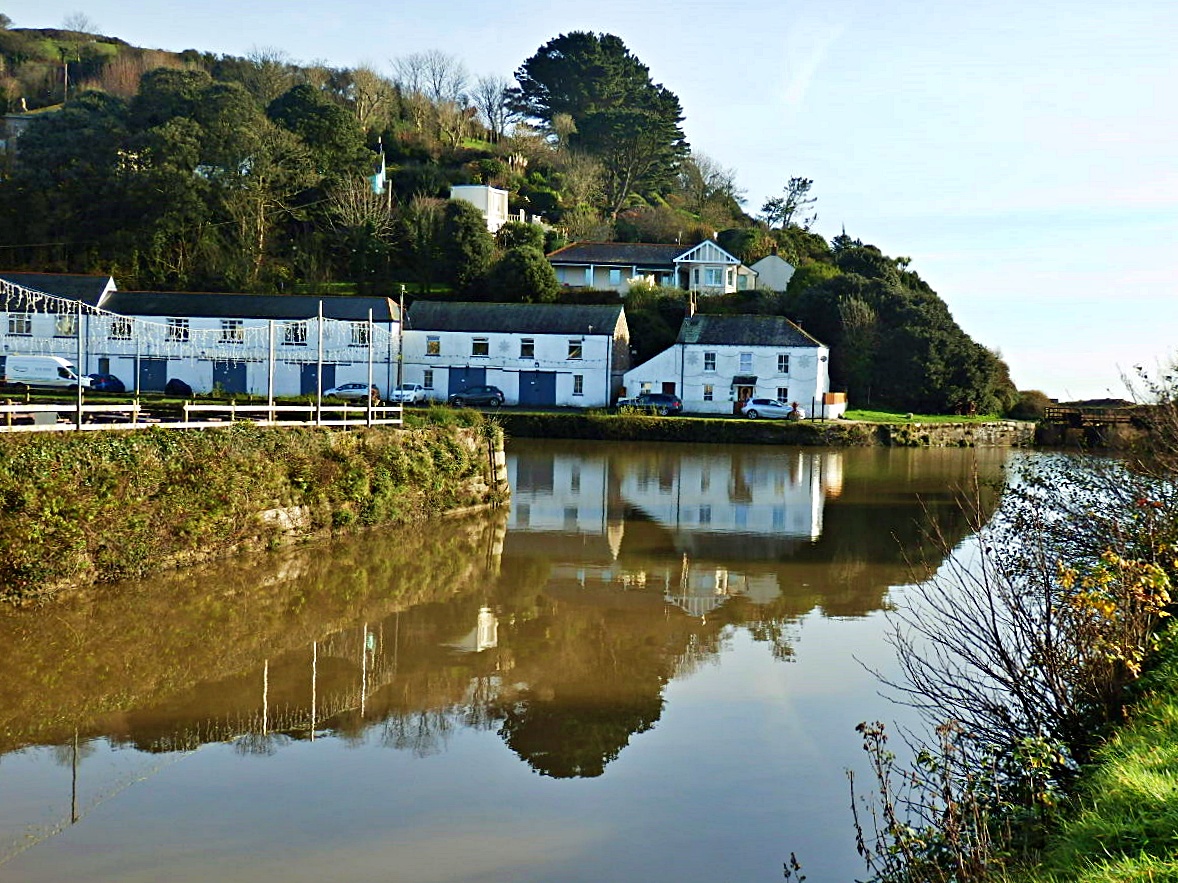 Mike's Cornwall: WALKING THE PENTEWAN VALLEY TRAIL