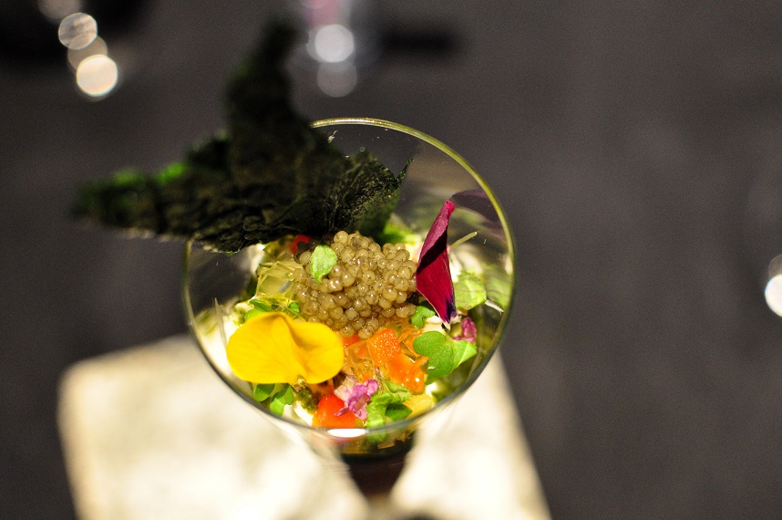 Nibble & scribble: Takazawa - Eating ART