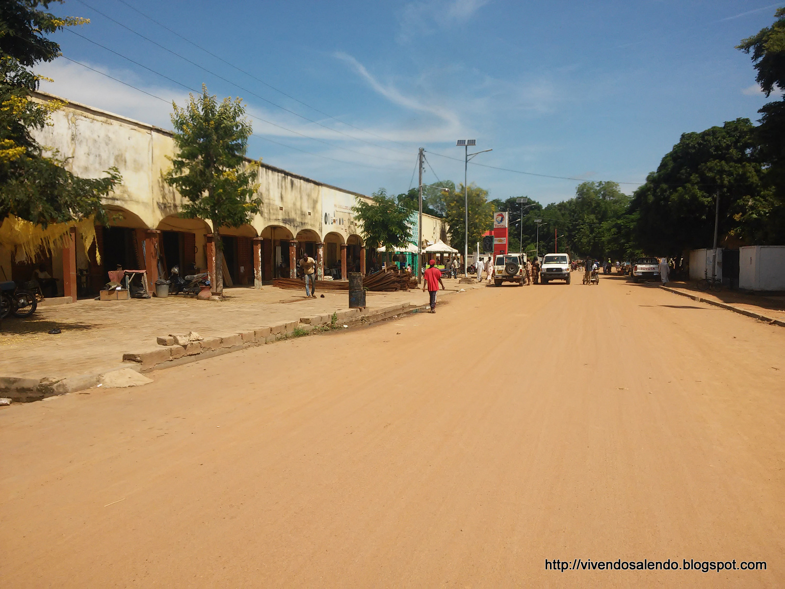 VIVENDO SALENDO: Sarh, la Città verde nel sud del Chad: le foto.