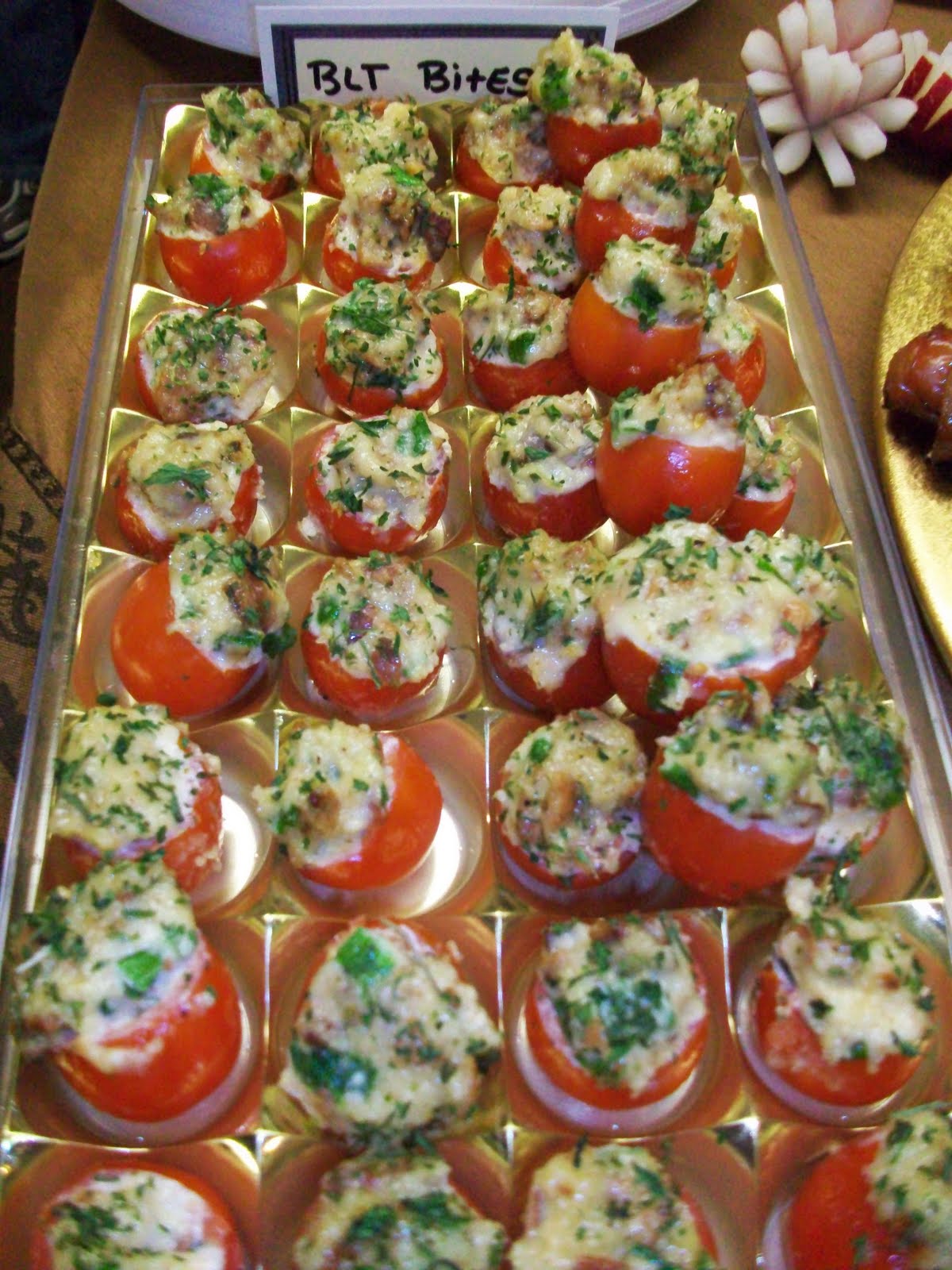 Suzy Homefaker: BLT APPETIZER BITES