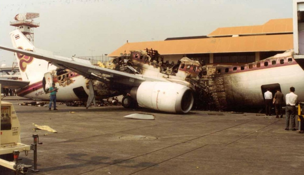 กระทู้ผีพันทิป เรื่อง ตำนานการบินไทย เที่ยวบินสุดท้าย TG 311 - 7Thai Shock