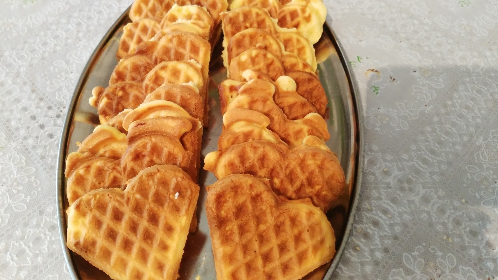 Bakina kuhinja - bakin kolač vafli (Grandma's cake waffles) - Bakina ...