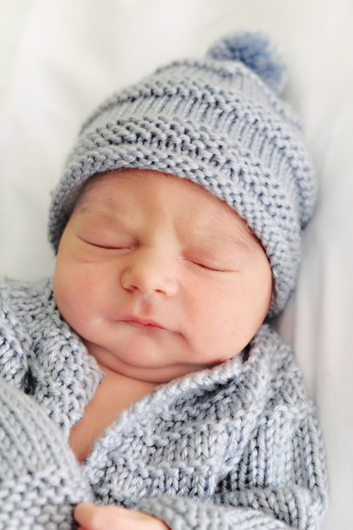 Amazing Knitting: Hello Baby Hat - Free Pattern