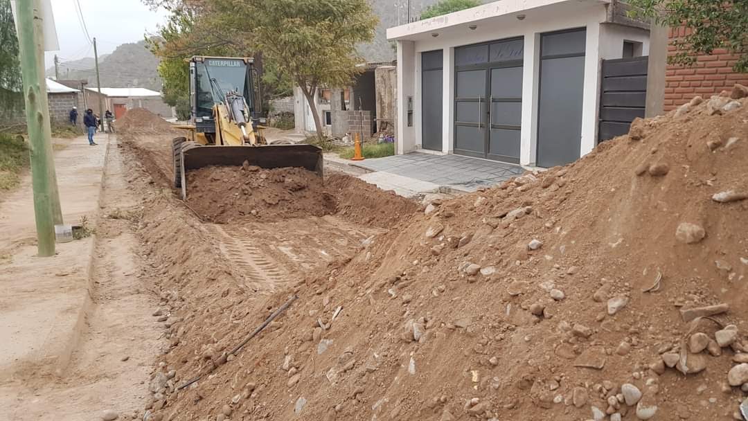 BELENESNOTICIA: SE CONSTRUYEN 100 METROS DE CALZADA DE HORMIGÓN EN EL ...