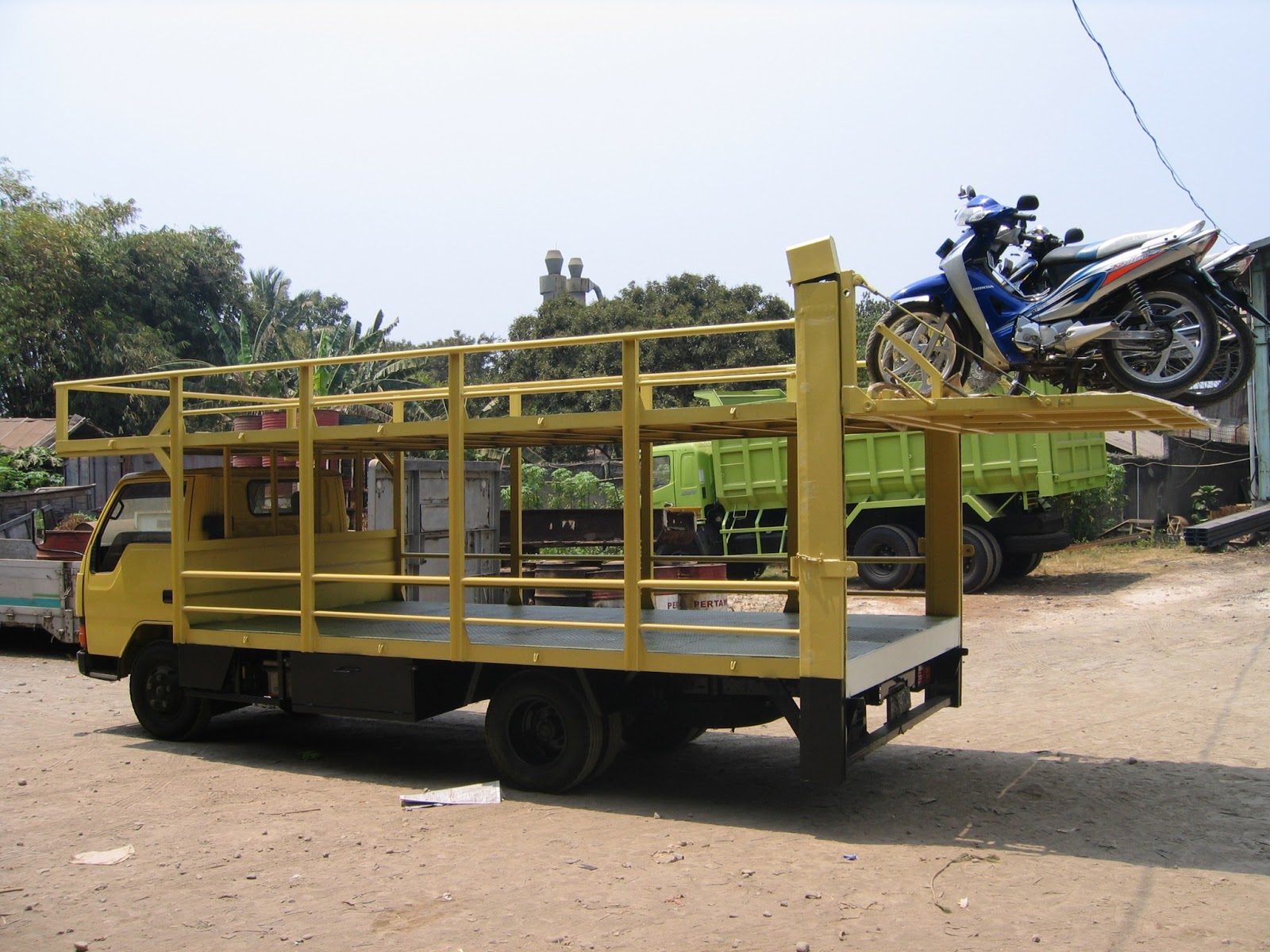 DIAMOND TRAILER - KAROSERI TRUK DAN TRAILER: TRUK DAN TRAILER ANGKUTAN ...