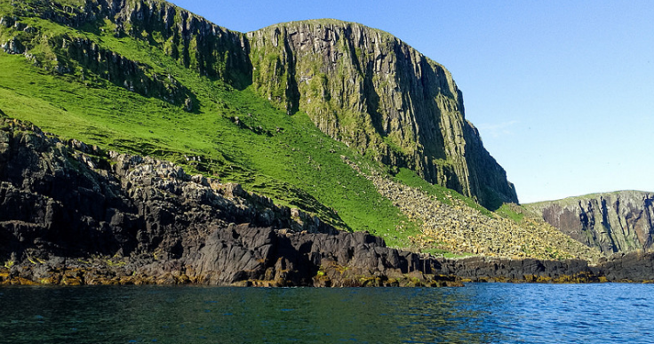 Shiants Auk Ringing Group: About the islands