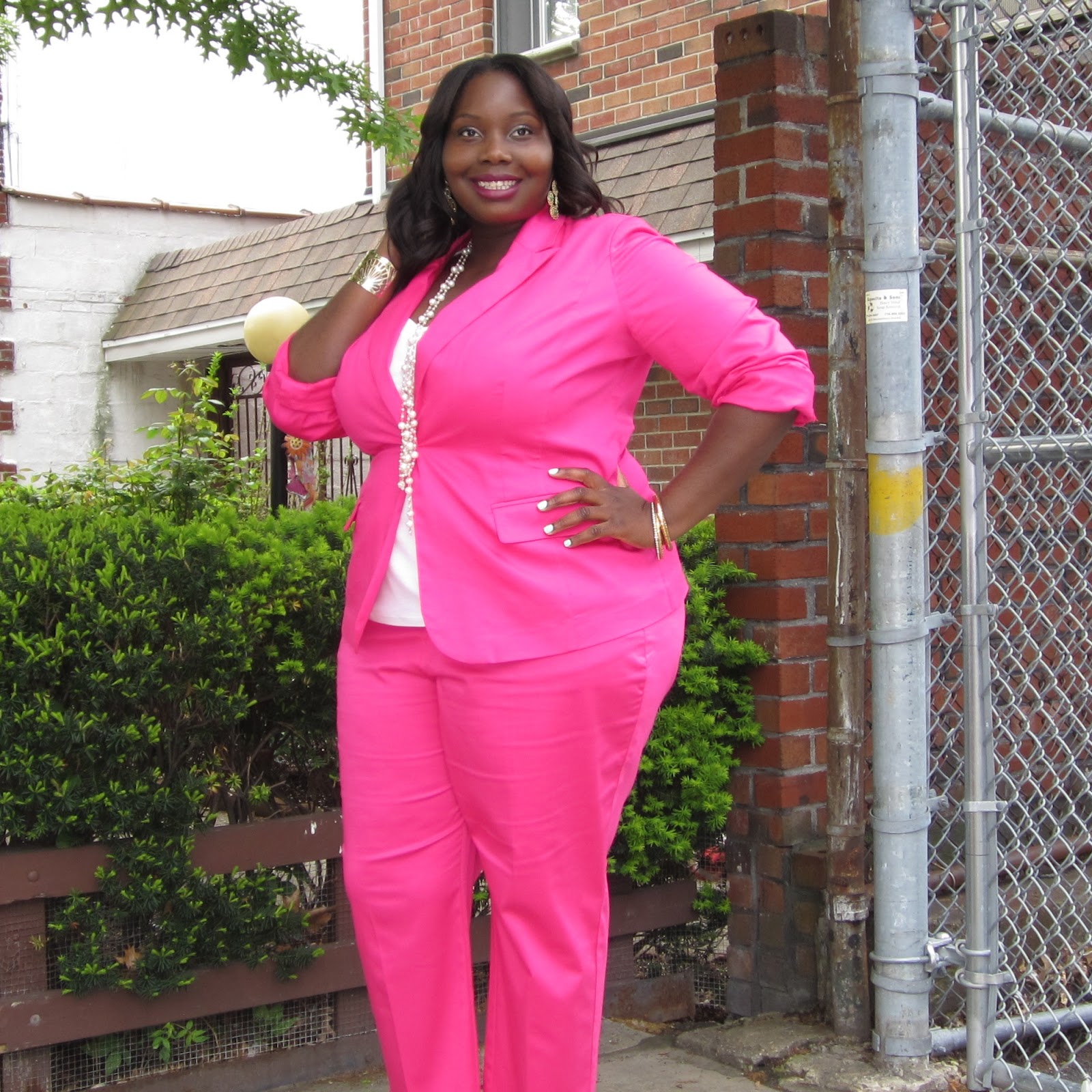 STYLE JOURNEY: THE BRIGHT COLORED SUIT - Stylish Curves