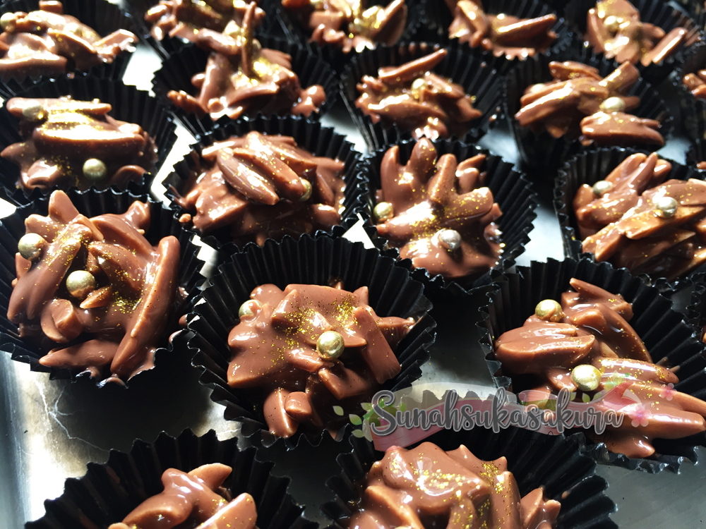 Resepi Chocolate Almond Cluster Sedap, Guna Dua Bahan Aje