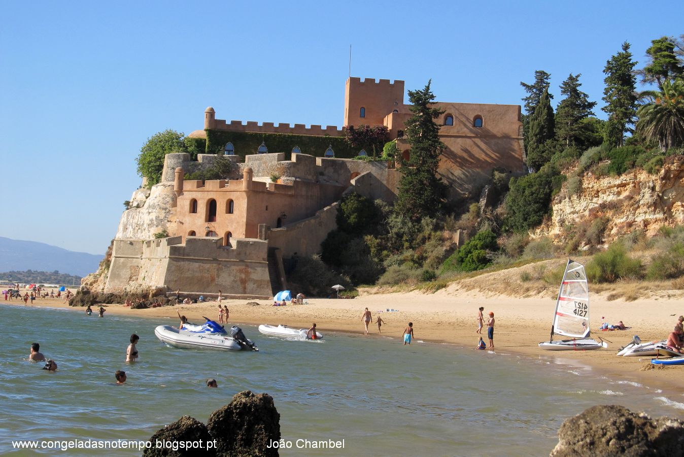 CONGELADAS NO TEMPO: Ferragudo: Praia e Castelo