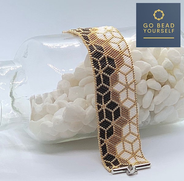 Pretty Peyote Bracelet Tutorials by GoBeadYouCreate / The Beading Gem