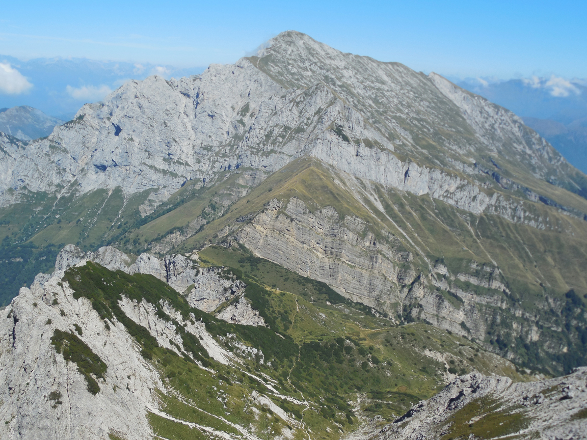 Escursionismo a 360°: Traversata alta delle Grigne (EEA)