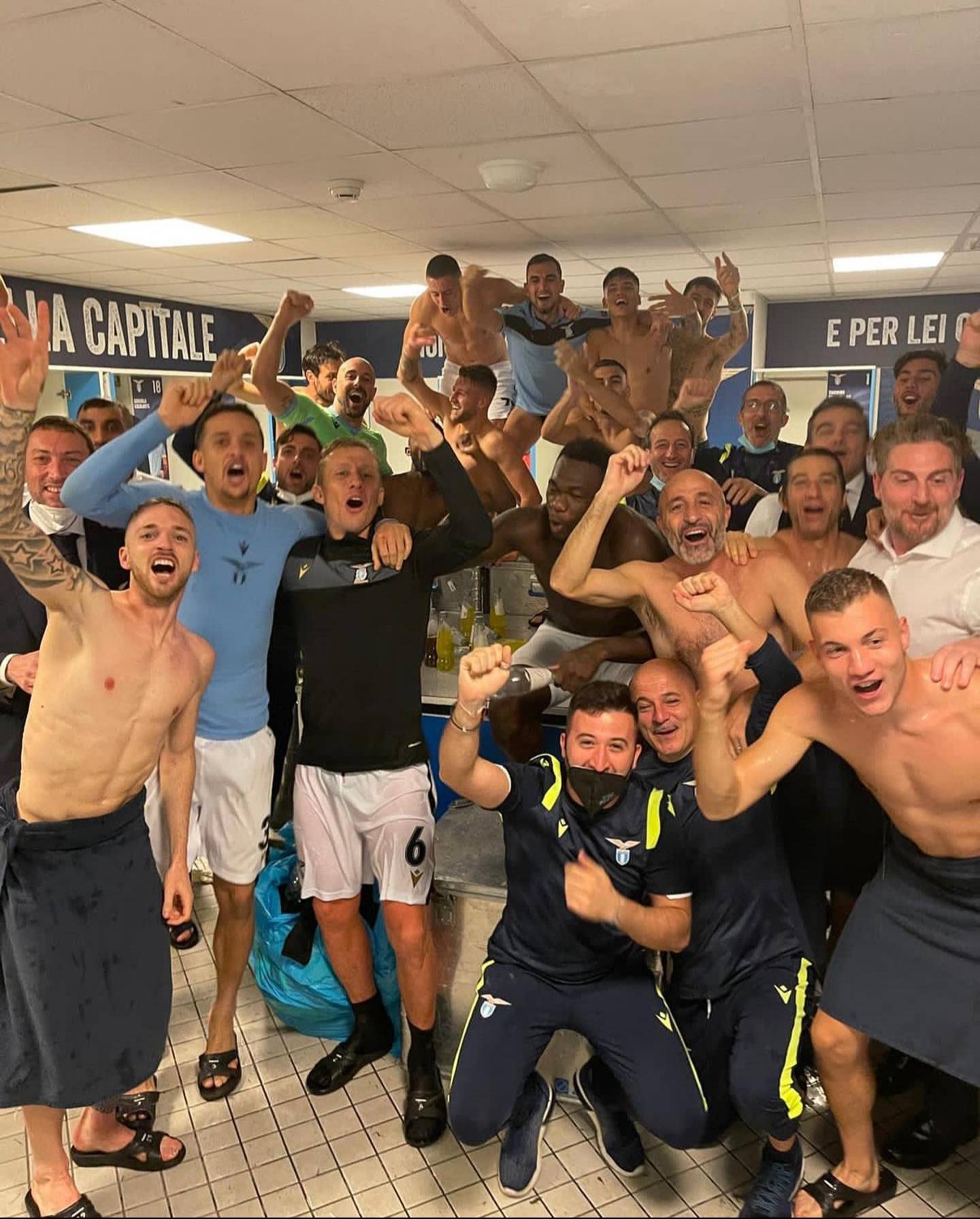 Footballers in underwear: MANUEL LAZZARI AND NICOLO ARMINI