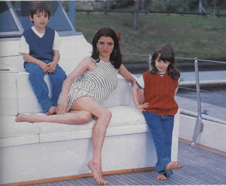 Maria Socas prensa: 2001