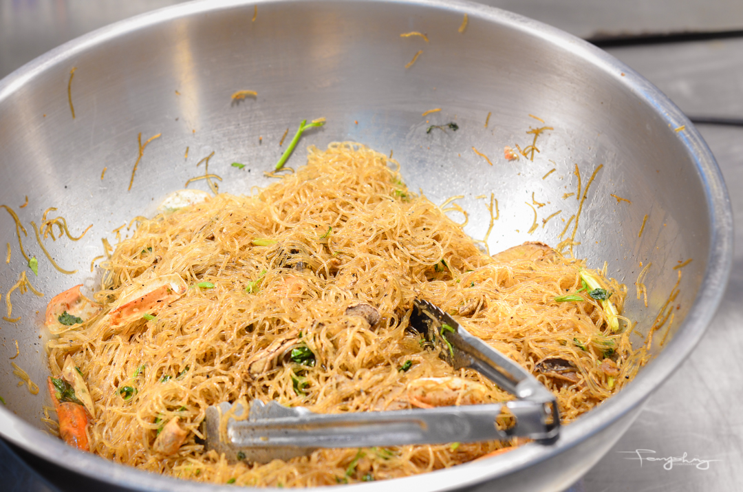 【Mangkorn/Mungkorn Seafood @ Bangkok】吃到饱炭烧自助海鲜餐 - FENNYSHARING