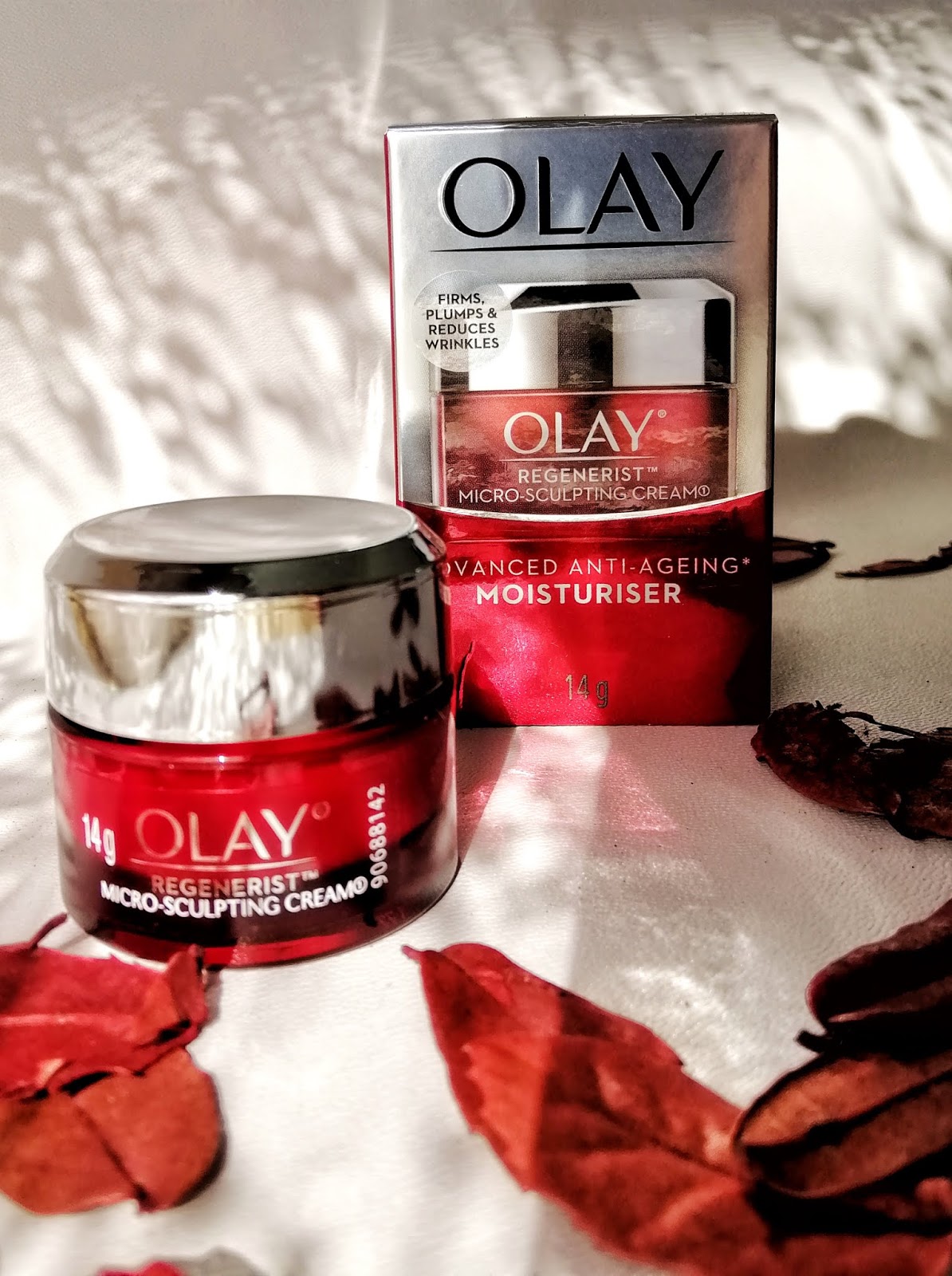 Review Olay White Radiance Light Perfecting Essence & Olay Micro ...