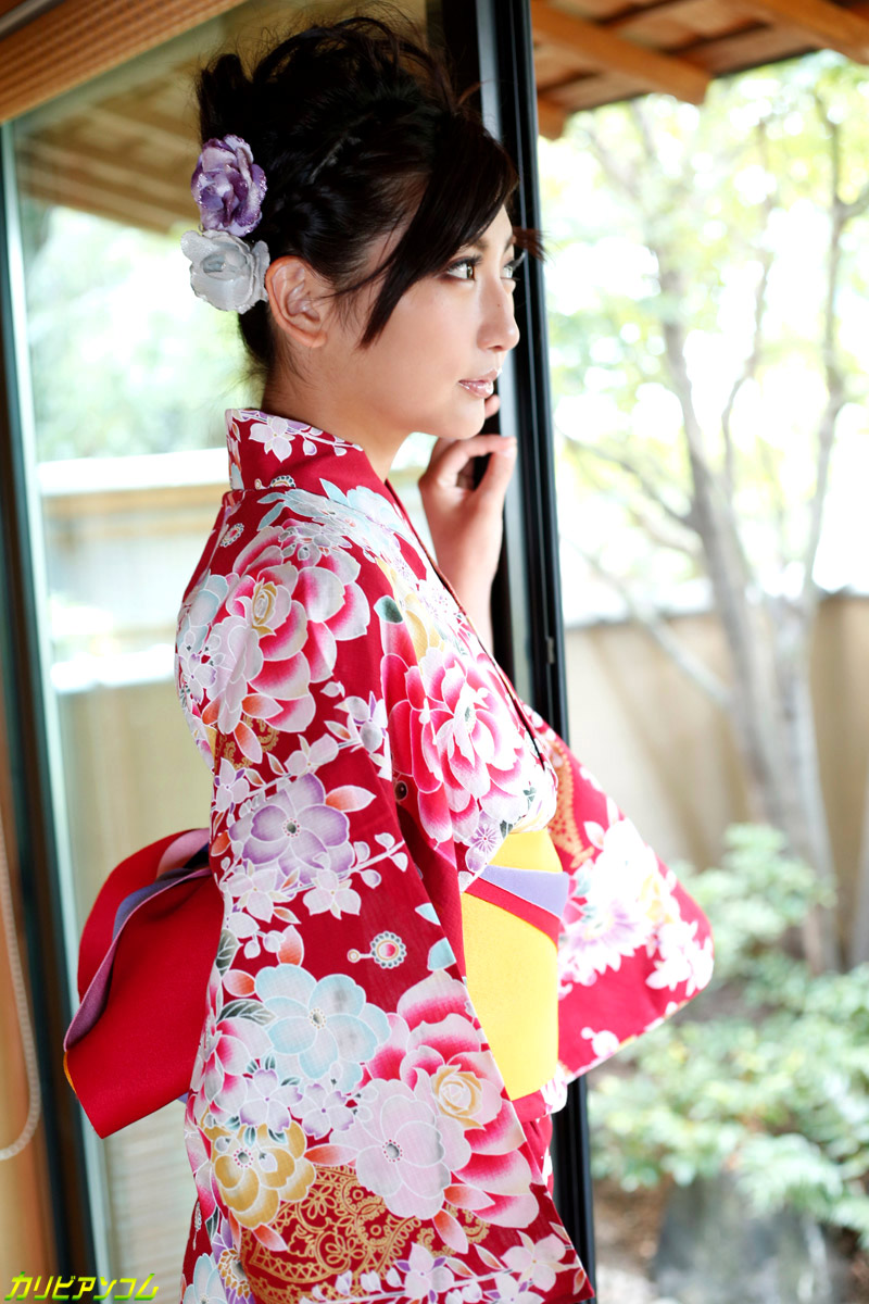 Asian Babes Yuna Shiratori Topless Pics In Kimono