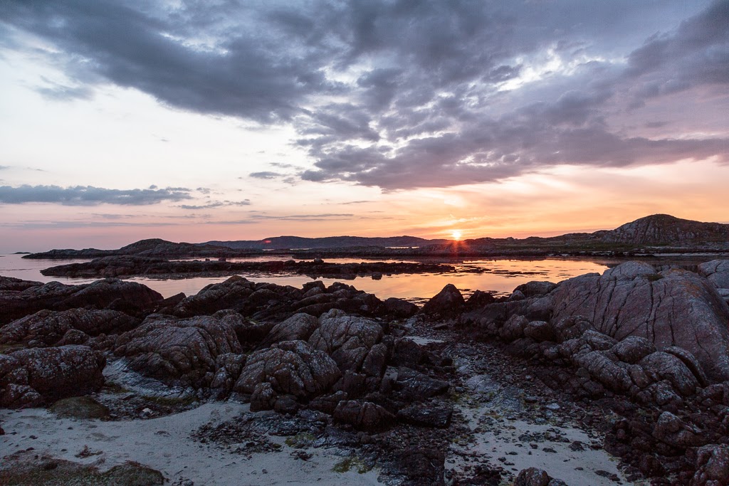 Sea kayaking with seakayakphoto.com: Sunset at Fidden: episode two.