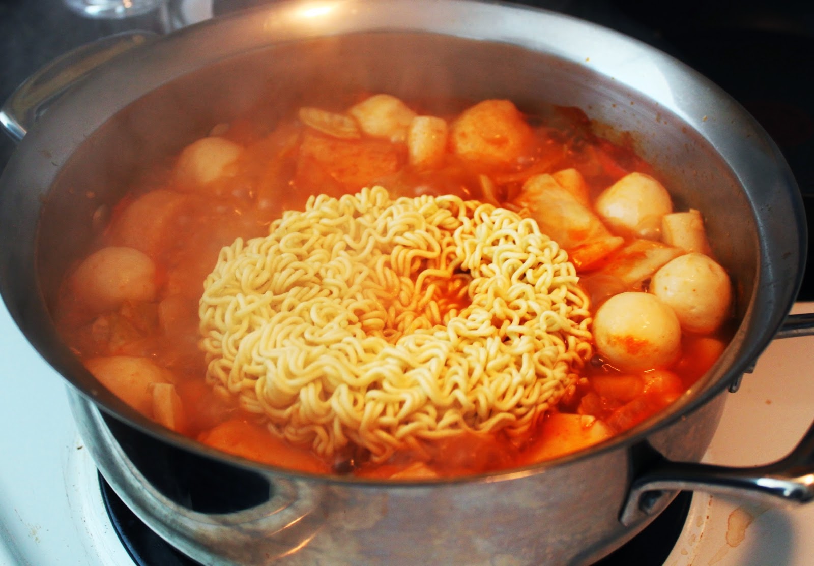 Tteokbokki with ramyeon noodle - Ms.J's Green Table