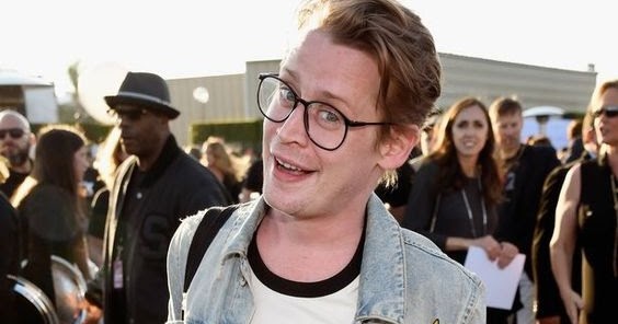 BIOGRAPHY Macaulay Culkin: Childhood, Family, Career and Achievement