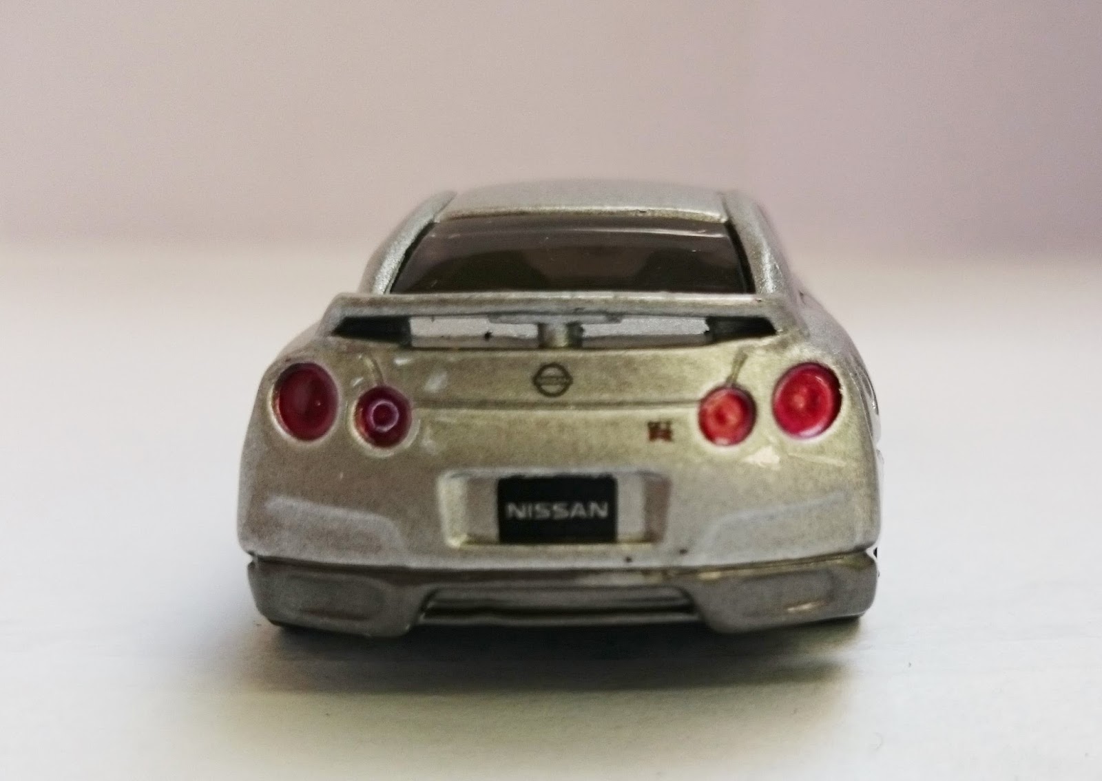Diecast Zone Chennai: Model of the week: Tomica Nissan GT-R (R35)