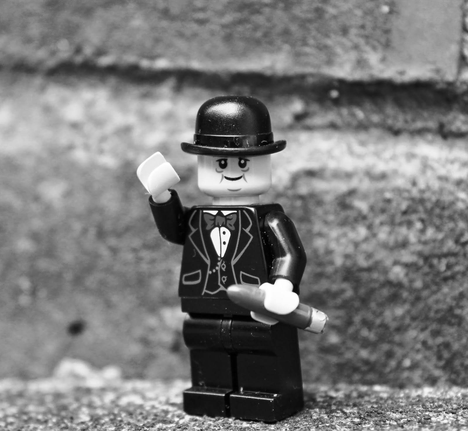 Lego Museums: Sir Winston Churchill - "We shall fight in the hills, we ...
