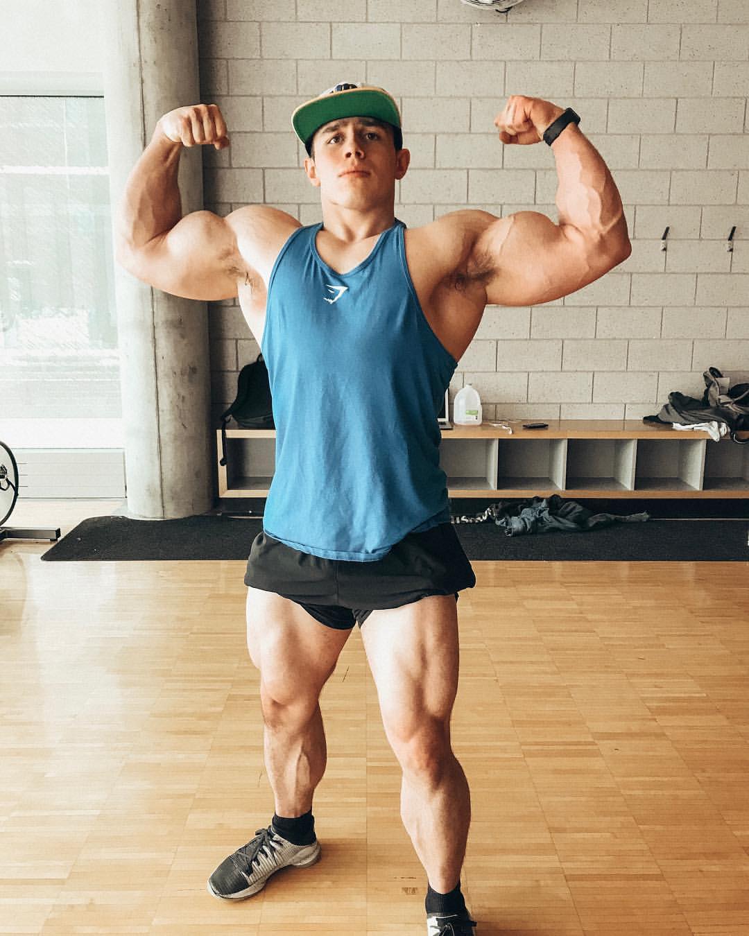 the beauty of male muscle: Nathaniel