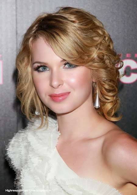 Kirsten Prout Hot HD Wallpapers ~ High Resolution Pictures