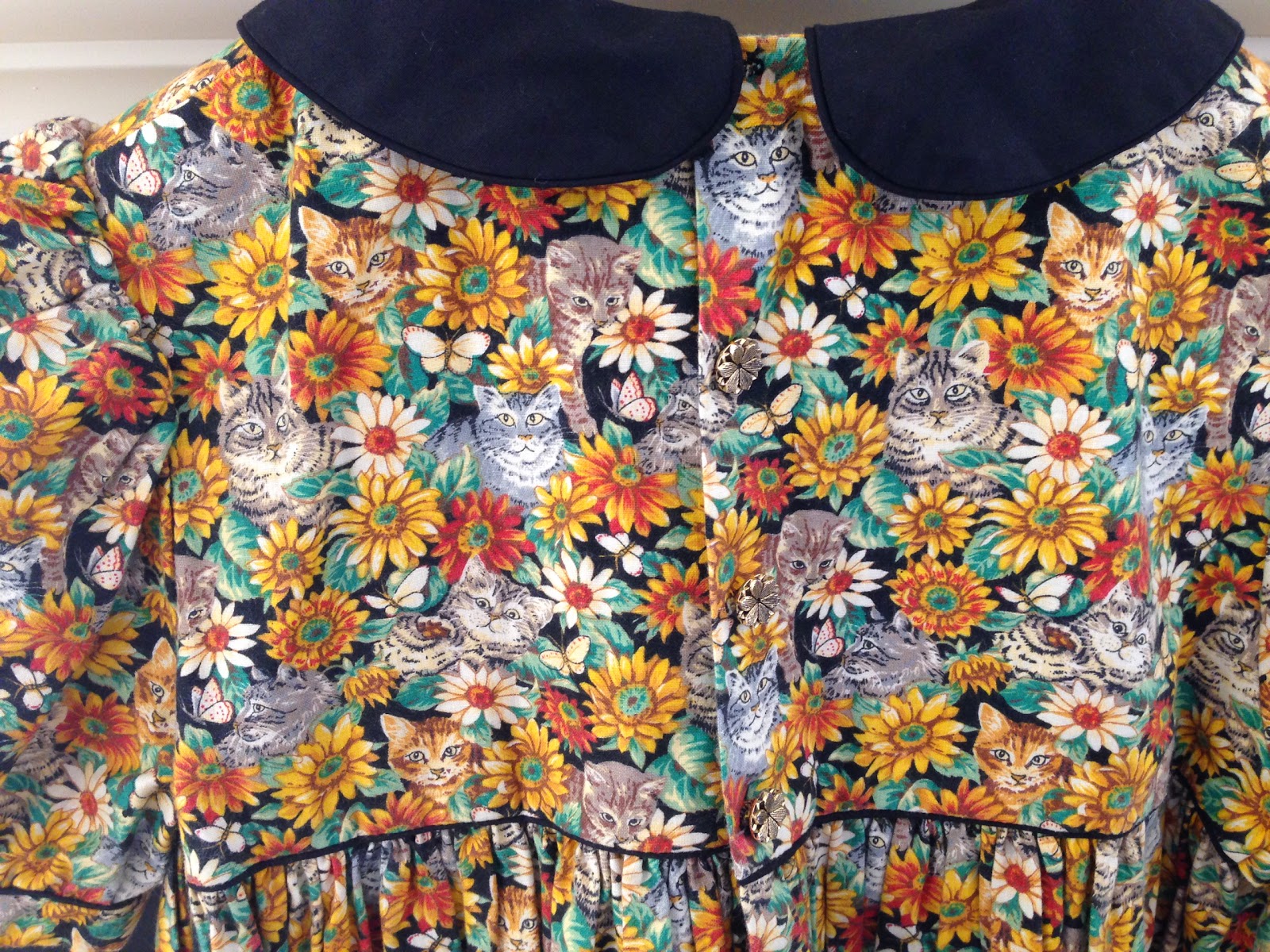 dream quilt create: Basic Square Yoke Dress