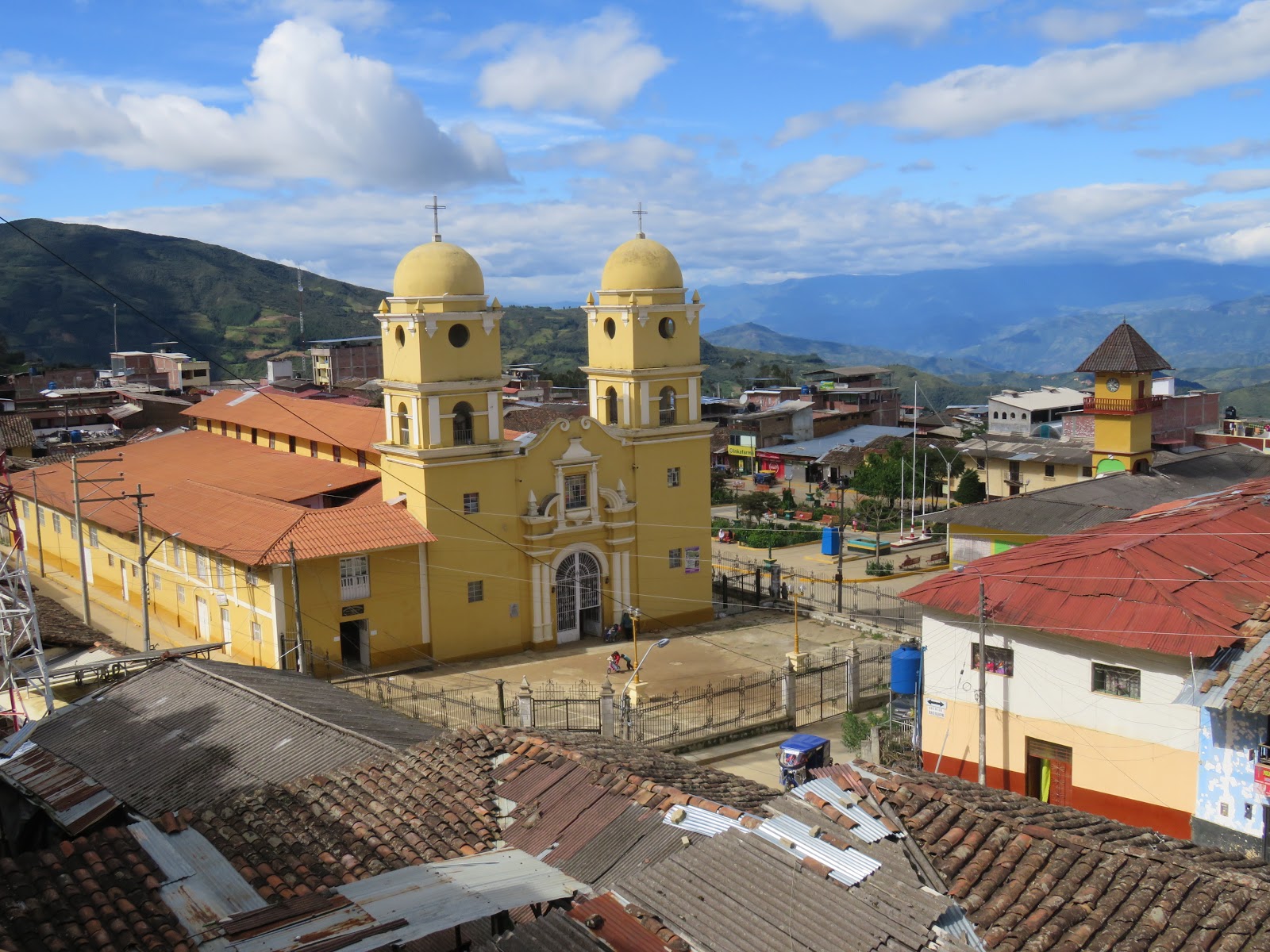 A VUELO DE UN QUINDE® - EL BLOG !!!!! .::::.: EL TEMPLO DEL SEÑOR ...