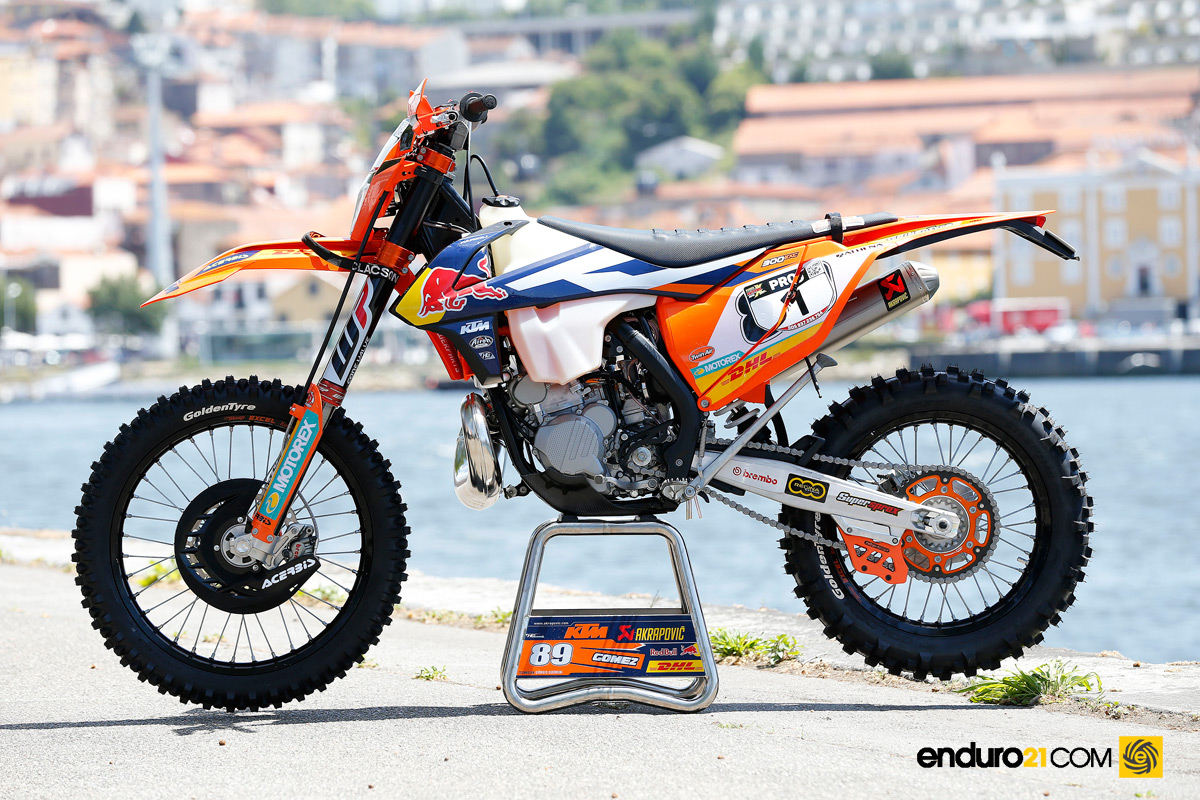 Motor Cross Ktm 2 Tak - Motor cross