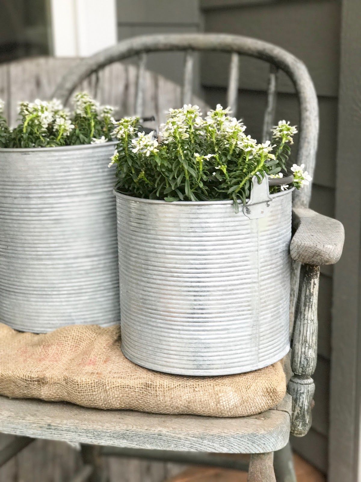 Little Farmstead: Our Farmhouse (Spring!) Porch...