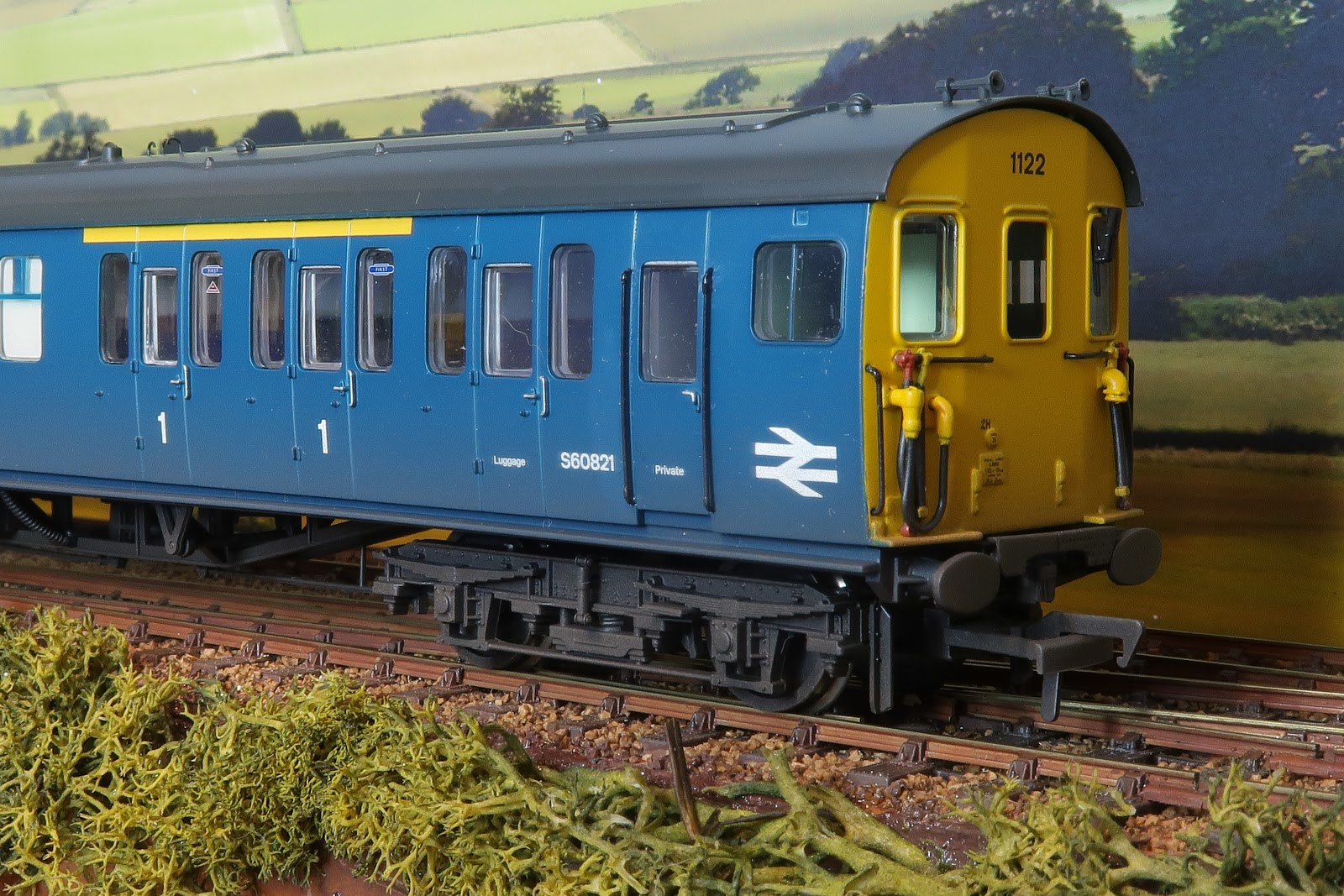 CParkstone's Railway modellers Blog: Kernow/Bachmanns Class 205 "Thumper"