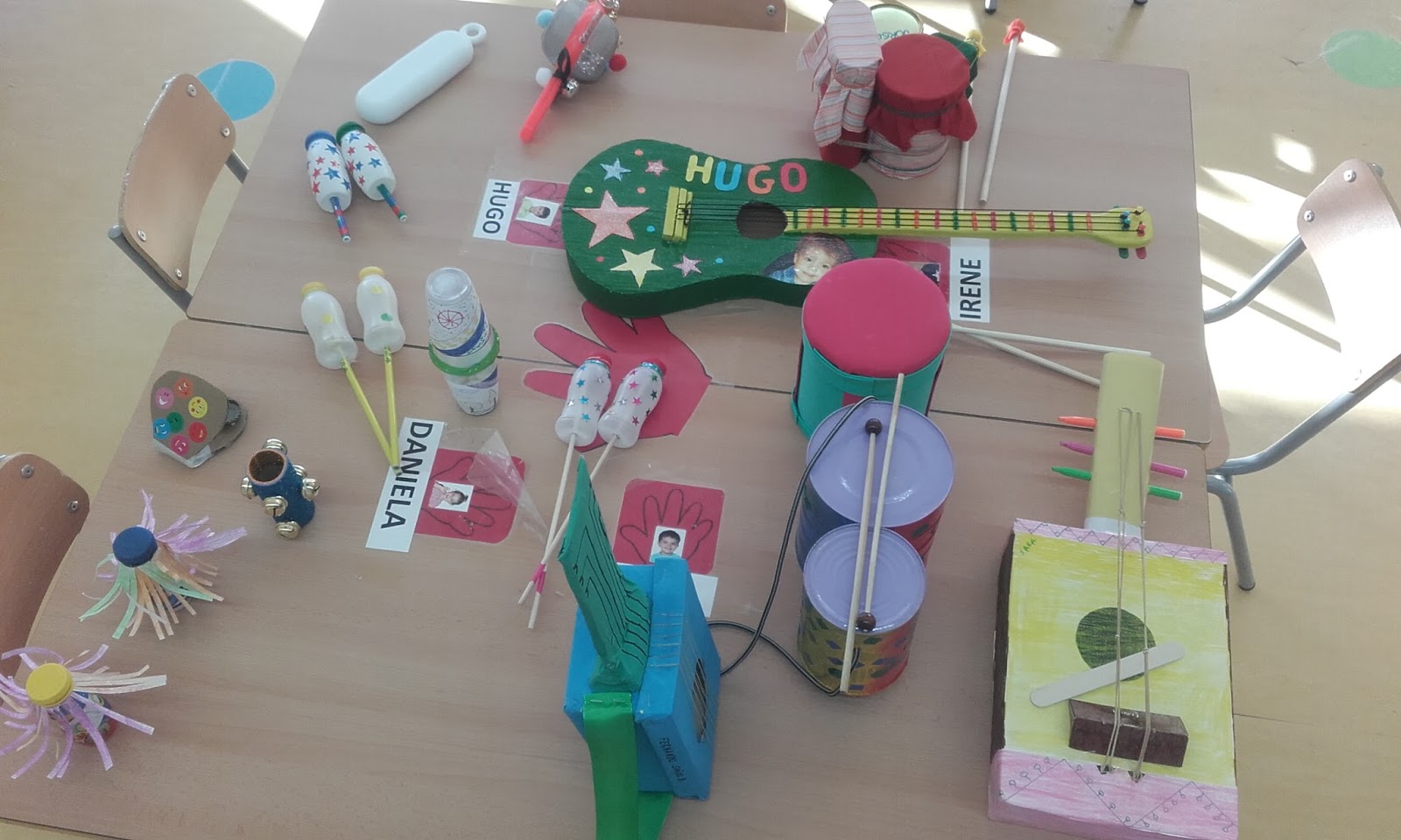 HADA DE COLORINES: INSTRUMENTOS MUSICALES RECICLADOS