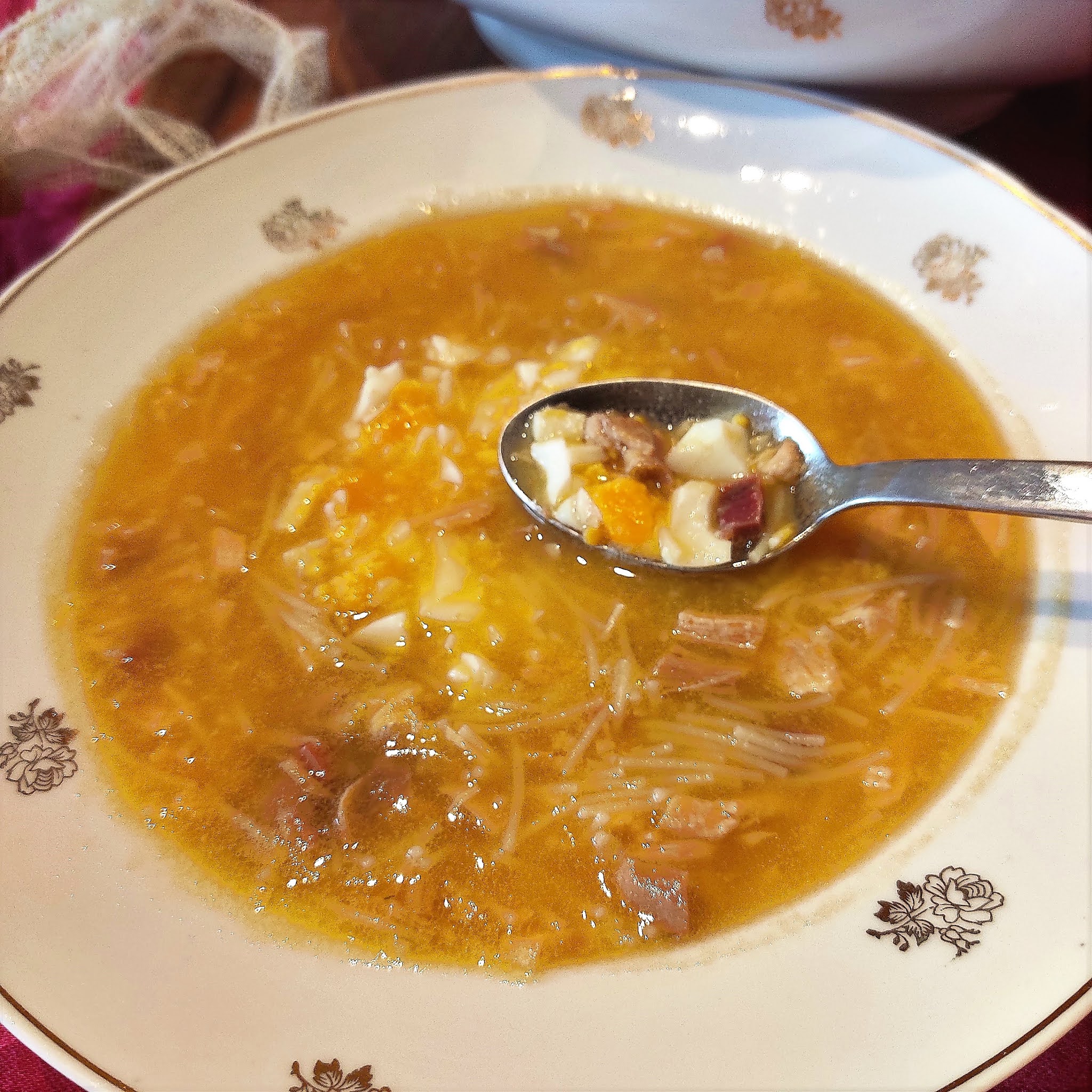 Sopa de Picadillo