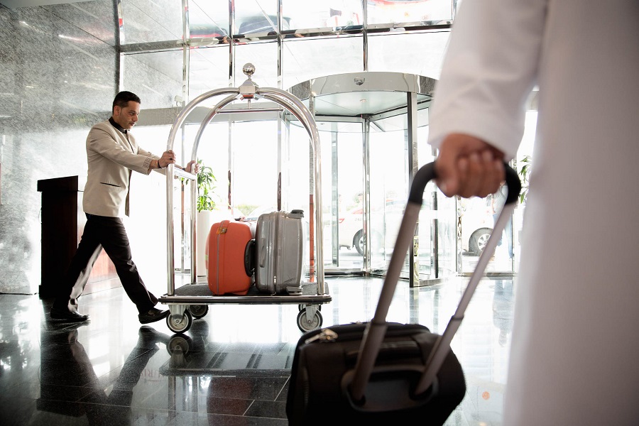 Bellman là gì? Công việc của Bellman - Tin tức và kiến thức nhà hàng ...