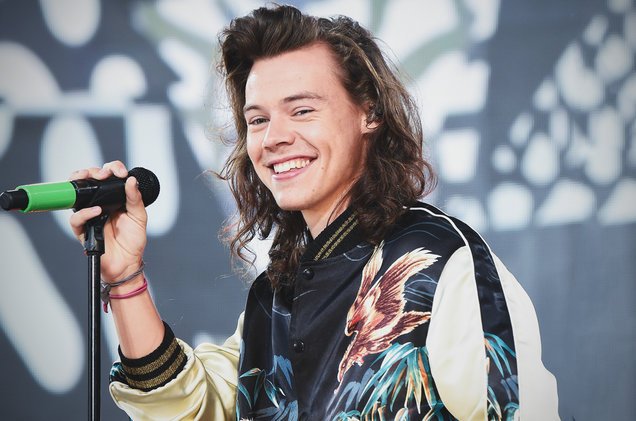 Alter The Press Harry Styles Performs Carolina On The Late Late Show