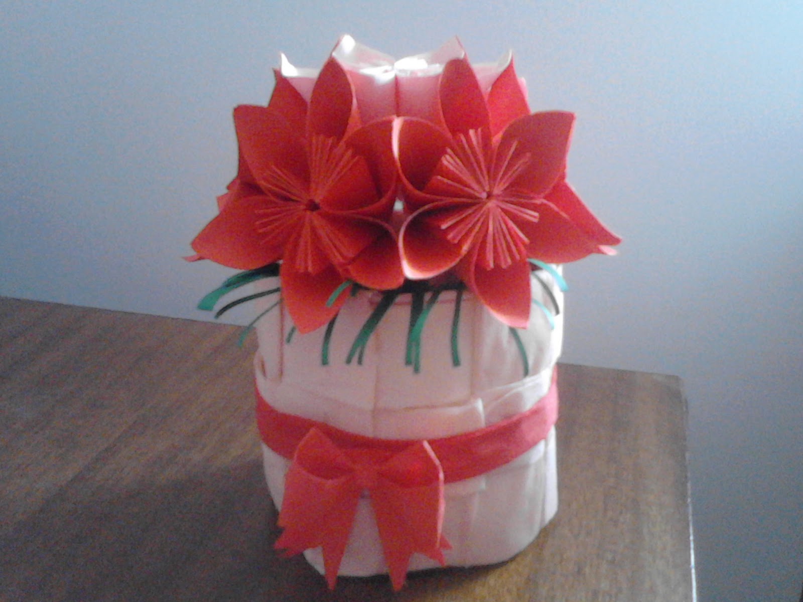 Floraria handmade ... cu flori din hartie: Aranjament flori handmade ...